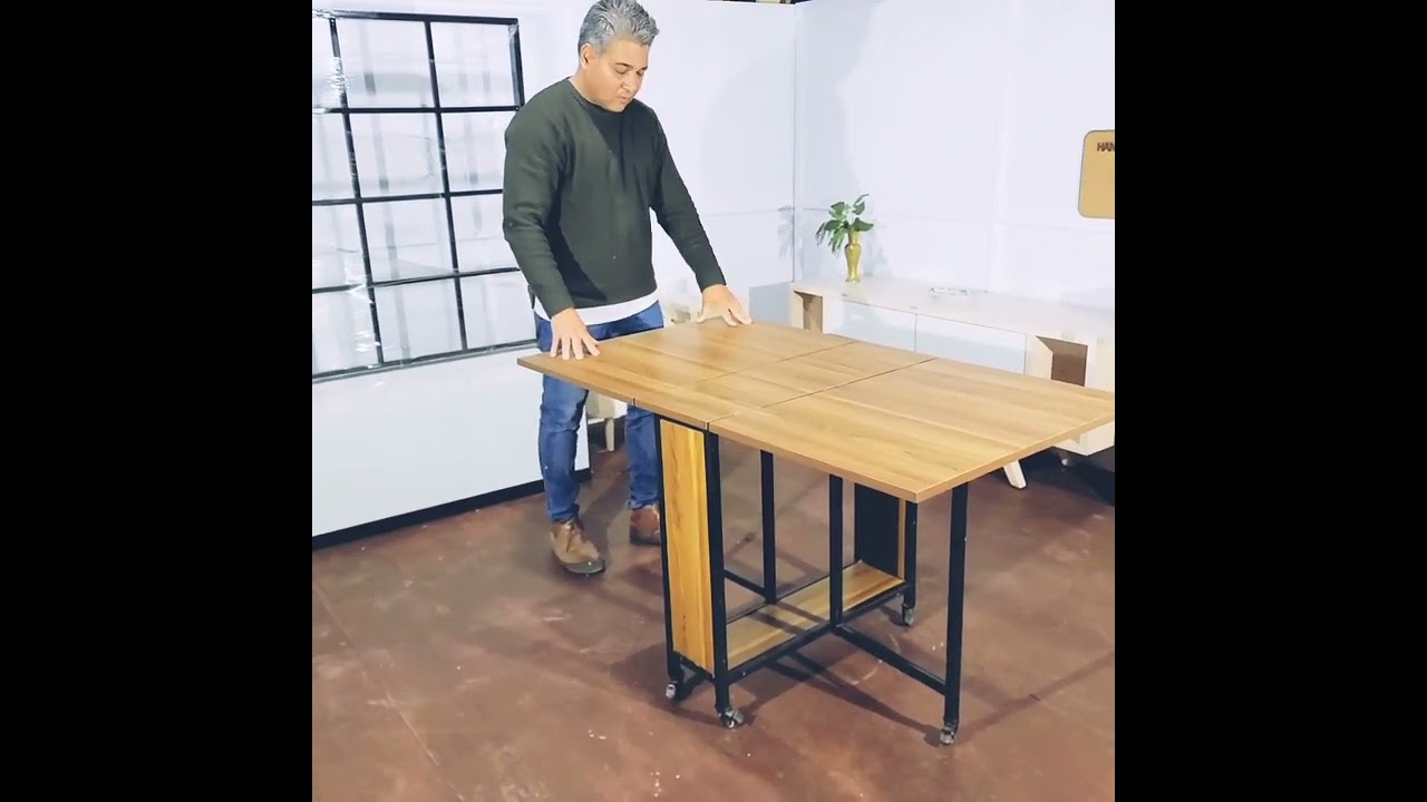 Candy convertible table