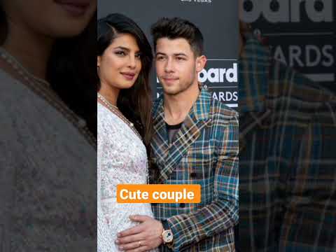 hm aise karenge pyarππ₯cute couple love π Priyanka love Nik #viralvidio #trendinglove