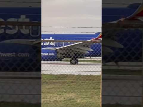 Southwest Airlines taxiing to FLL 10L #aviation #avgeek #fll #planespotting