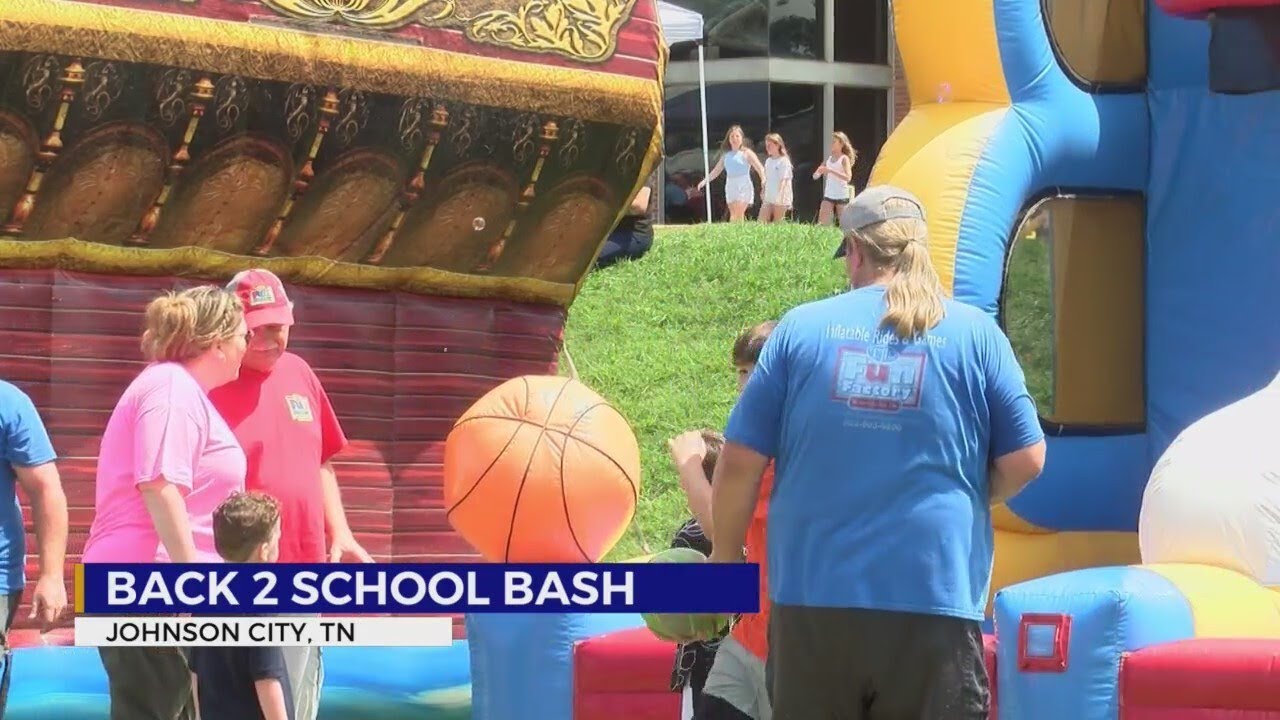 Hundreds attend annual Back 2 School Bash