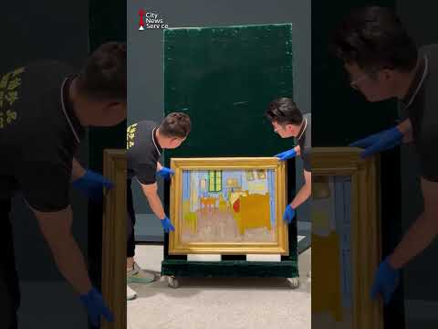Van Gogh and Millet's works unpacked in Shanghai