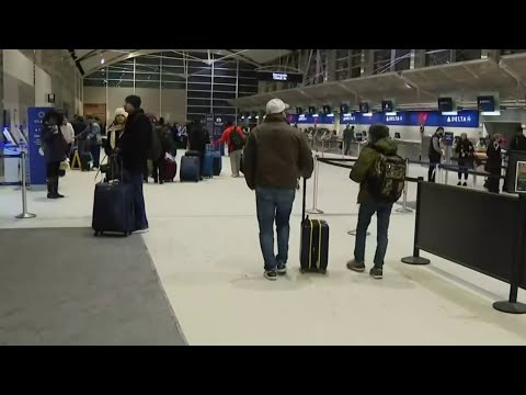 Winter storm makes for chaotic Christmas as airlines canceled 40% of flights in Metro Detroit