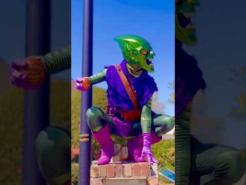 Green Goblin Suit Up #spiderman #willemdafoe #marvel #sony #greengoblin