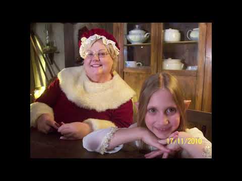 Coletânea de caracterizações de papais noel e gnomos. – Ana Maclaren