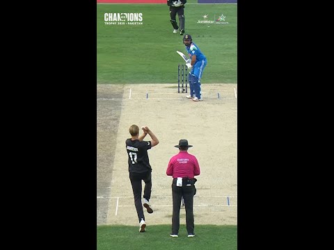 Rohit Sharma starts the run chase with a six! | #INDvNZ | #ChampionsTrophyOnJioStar