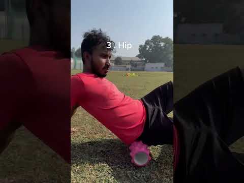 Foam roller excerises ⚽️🏃 #footballtrainer #soccercoachingdrills #football