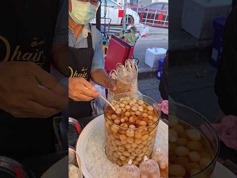 Must Try! Fresh Longan Fruit Juice - Thai Street Food