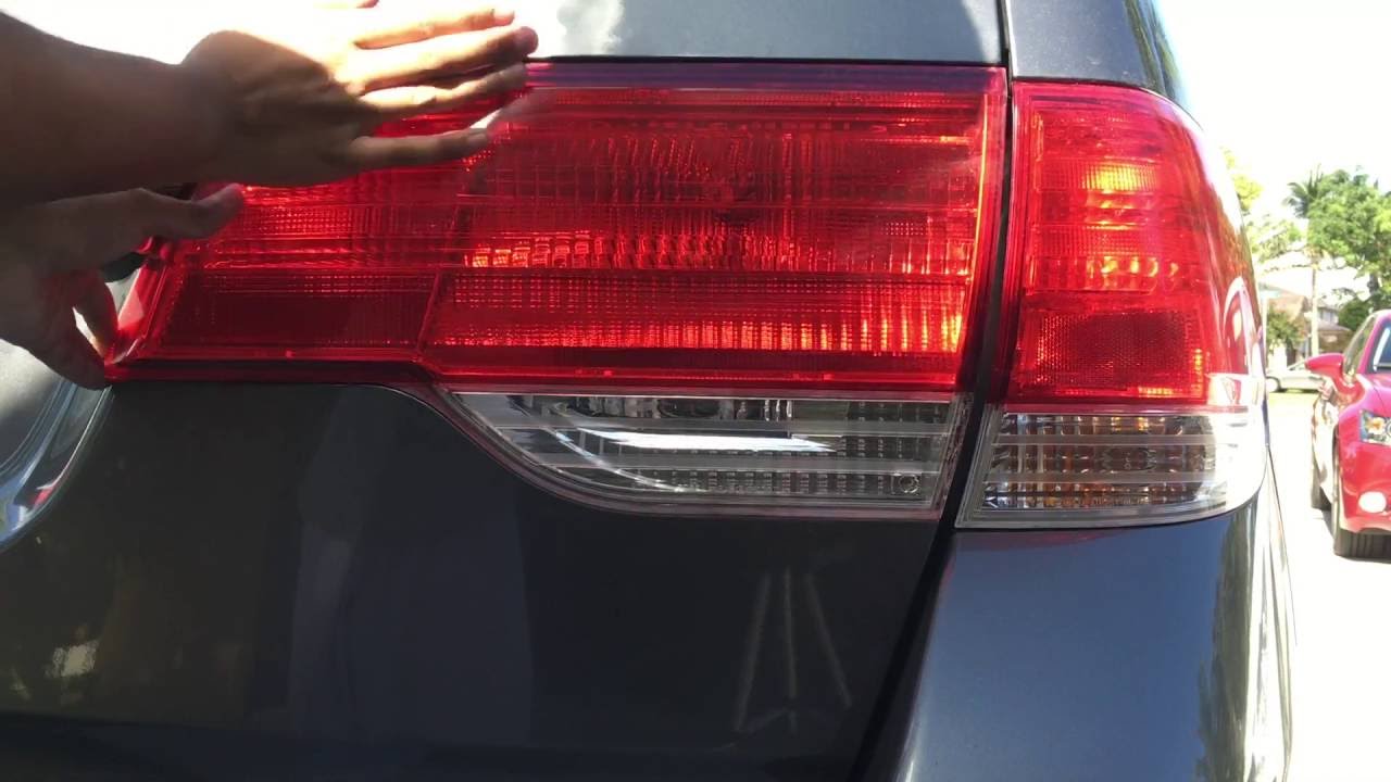Honda Odyssey Taillight Bulb & Assembly Replacement DIY