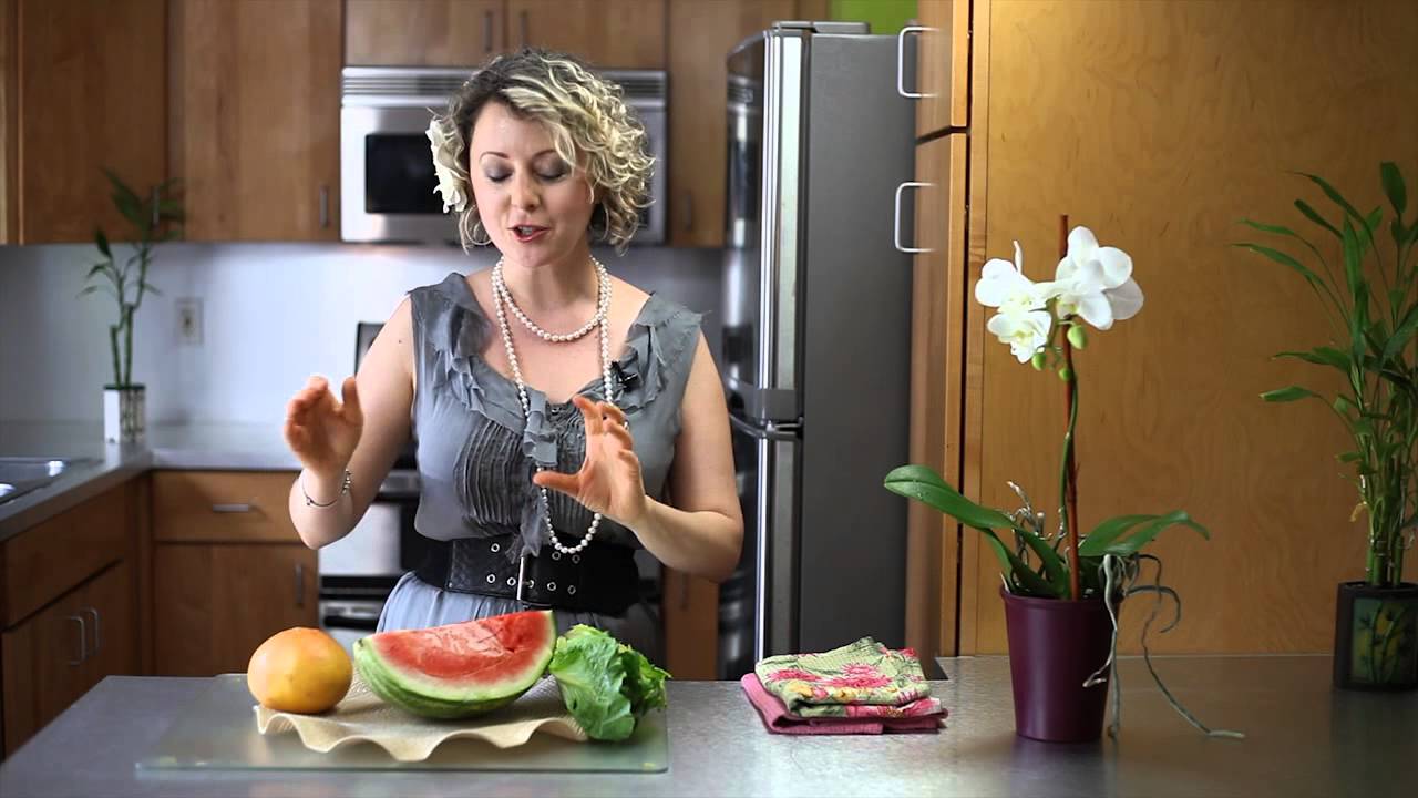 Science Projects: What Foods Contain the Most Water? : Healthy Snacks & Side Dishes