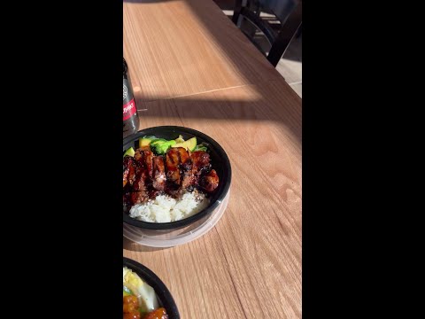 Popular bowls at Teriyaki Madness