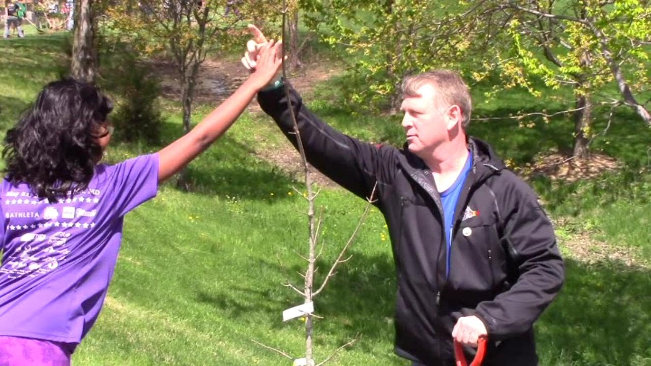 Executive Kittleman Joins Waterloo Elementary Students for Tree Planting