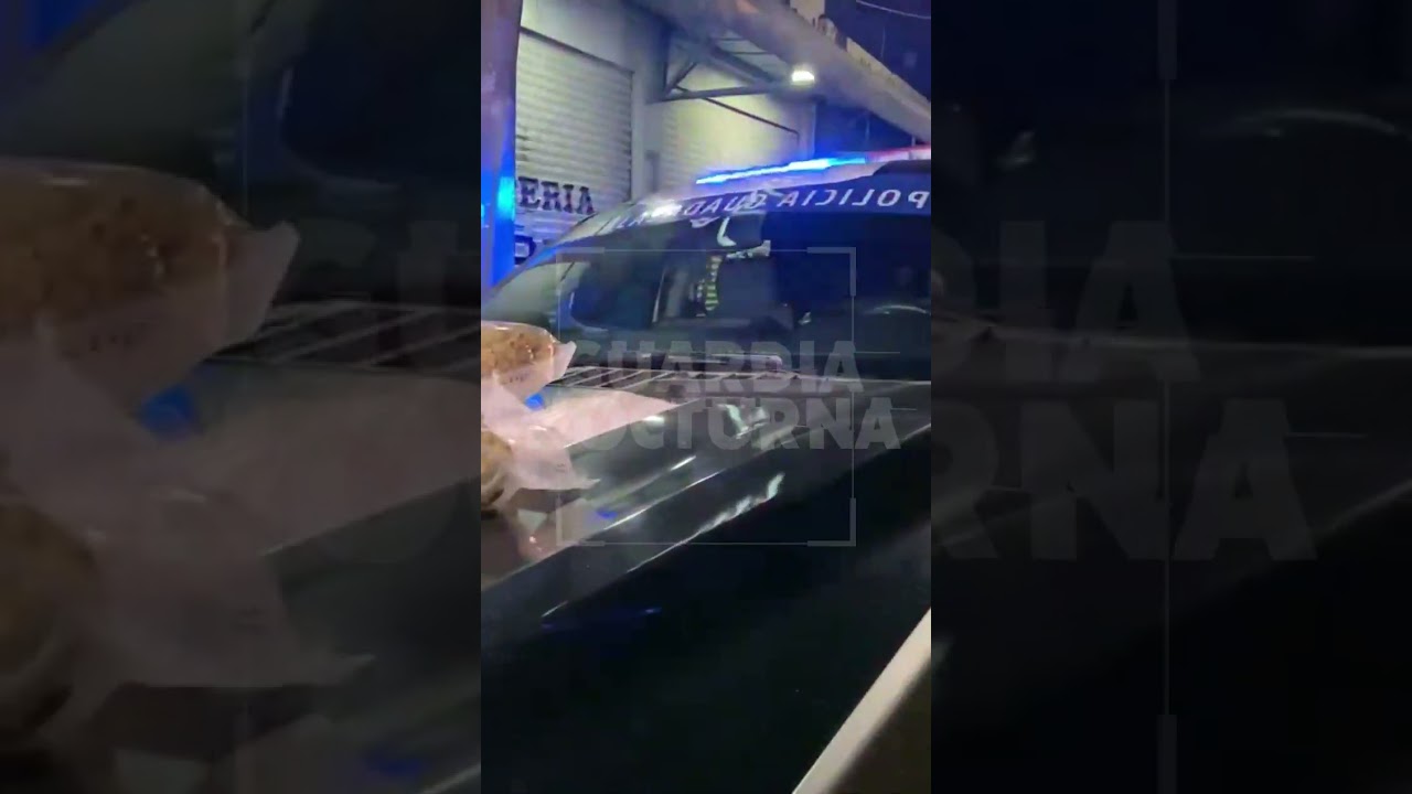 #Preliminar En posesión de varios envoltorios de marihuana, dos jóvenes fueron detenidos por element