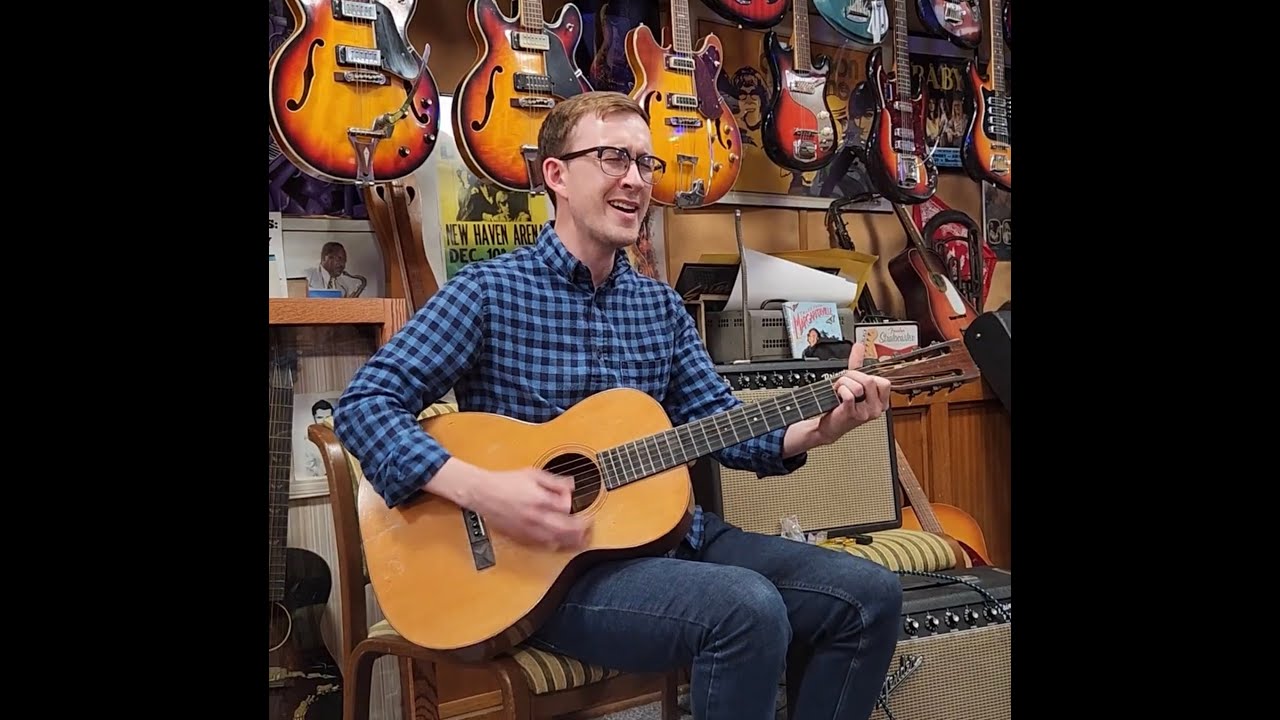 Hire Justin Lindsey - Singing Guitarist in Peoria, IL | GigSalad