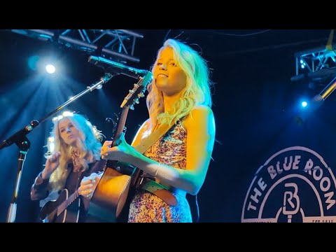 The Castellows You Don't Even Know Who I Am (Patty Loveless cover) Statesboro, GA Oct.17, 2024