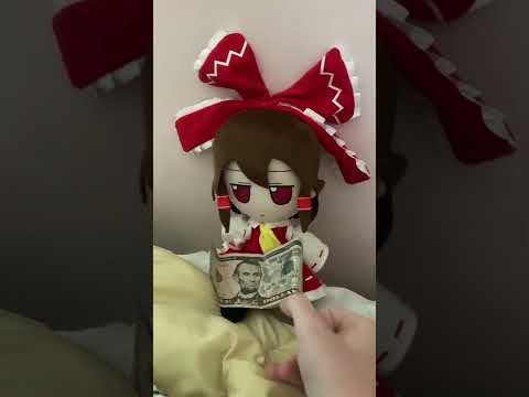 Reimu Fumo Gets an Offering and Headpats ❤️