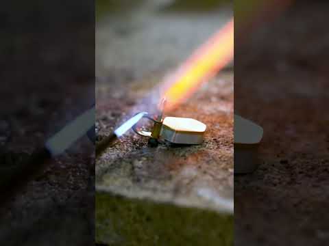 Watch endeisjewelry use our The Smith® Little Torch™