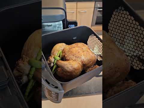 Ninja Double Stack XL Air Fryer Heißluftfritteuse - 2 Hähnchen perfekt gegart