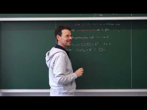 MathePlus / Video 10.26: Erzeugendensystem und Basis eines Vektorraums
