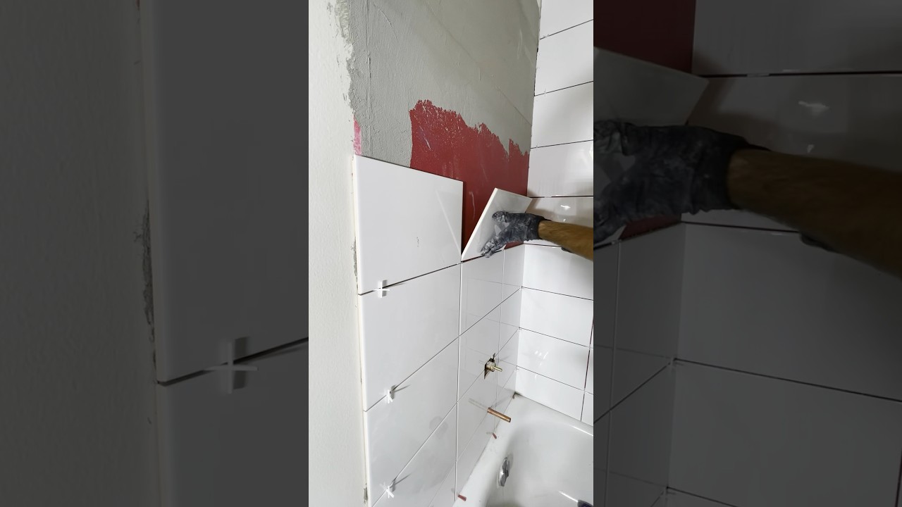 Tiling a bathtub in 45 seconds #tips