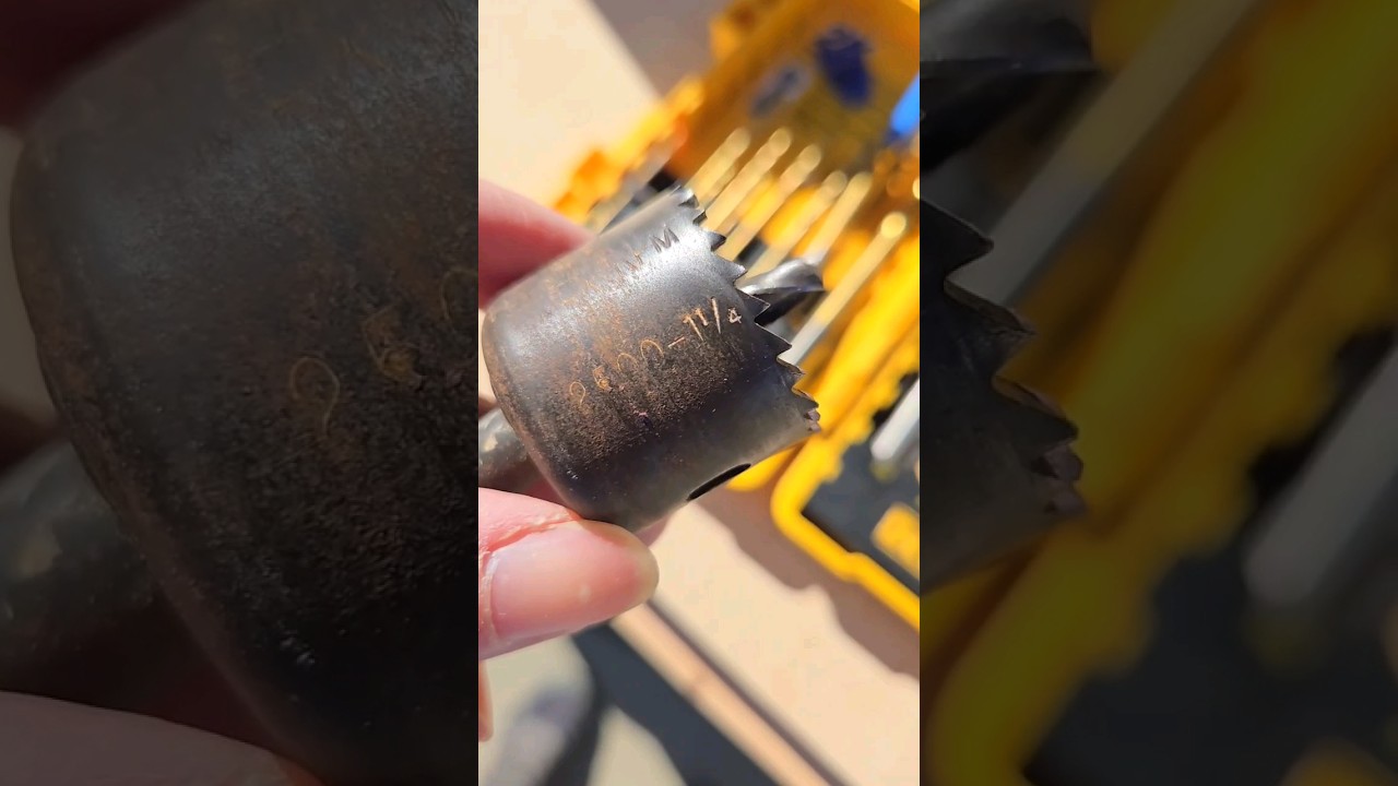 First time using a hole saw 🕳 #woodworking #drill