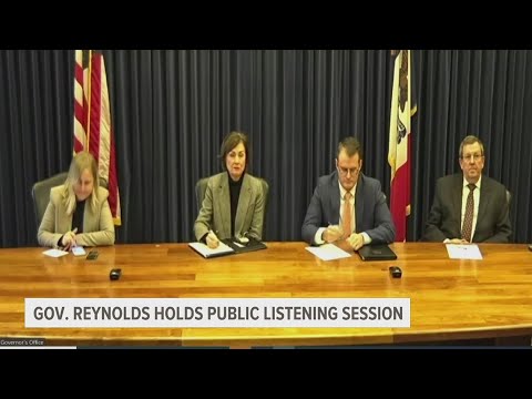 Iowa Gov. Kim Reynolds hosts budget listening session