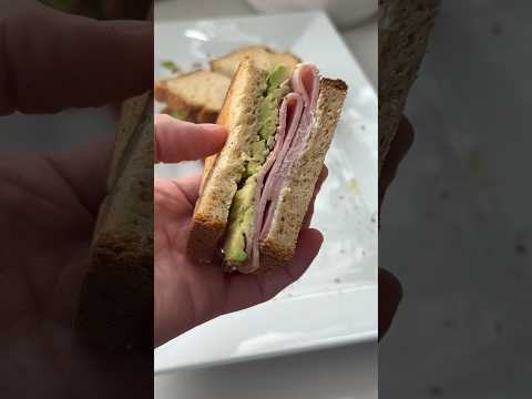 The best ham sandwich #sandwhich #ham #creamcheese #recipeoftheday