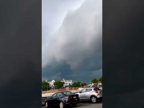 Wave 2 rolls in over Fairlington Centre in Alexandria, VA
