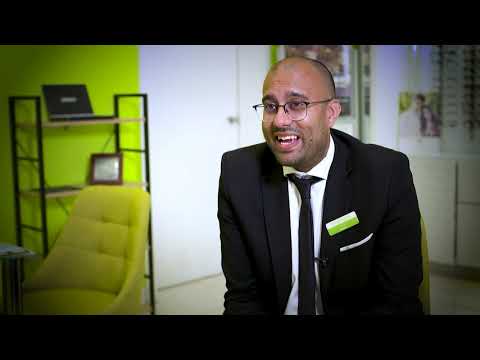 Realeyes Whitton equipped with the latest eye test technology. Child friendly opticians.