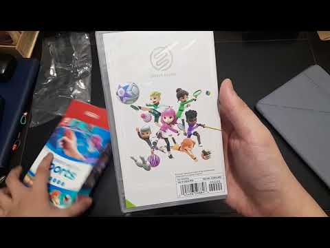 Unboxing a Nintendo Switch Sports bundle