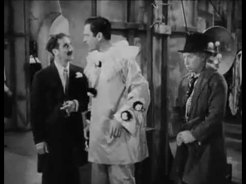 MovieMonday: A Night at the Opera – theidiosyncratist