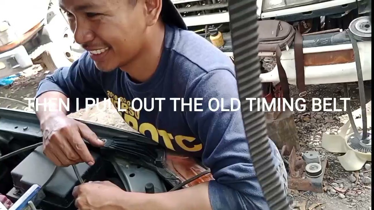 REPLACING TIMING BELT OF MITSUBISHI STRADA 4D56..