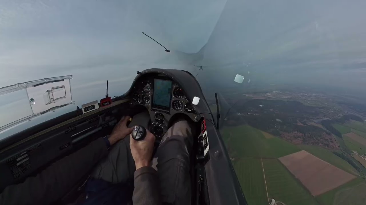 First Aerotow/Takeoff in new ASG29e at BWND - The Park