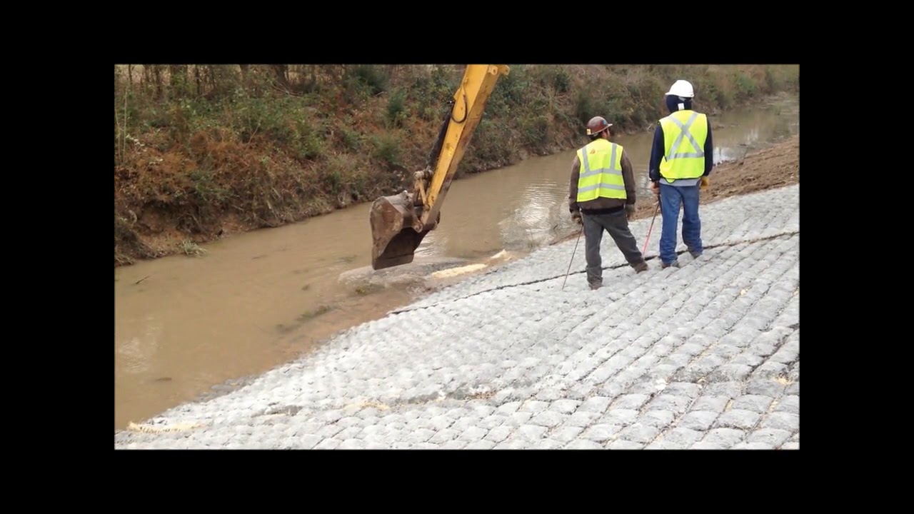 Long Beach MS Canal Slope Stabilization Using Permanent Erosion Control Mats from Flexamat -  2014