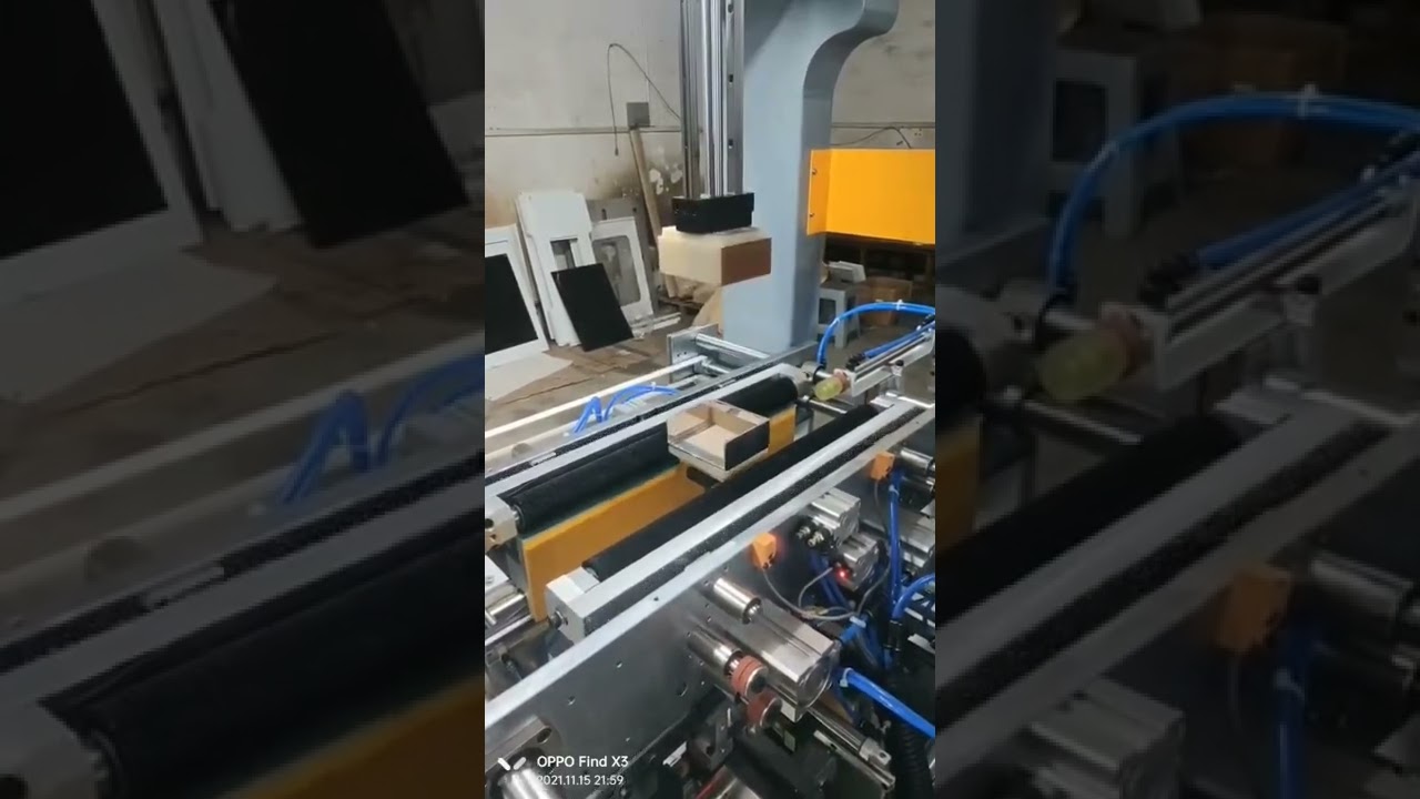 Maquina formadora Caja de tres caras/Forming machine Three-sided box machine