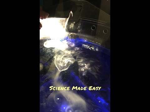 SCIENCE MADE EASY - Sublimation - Dry Ice On Water