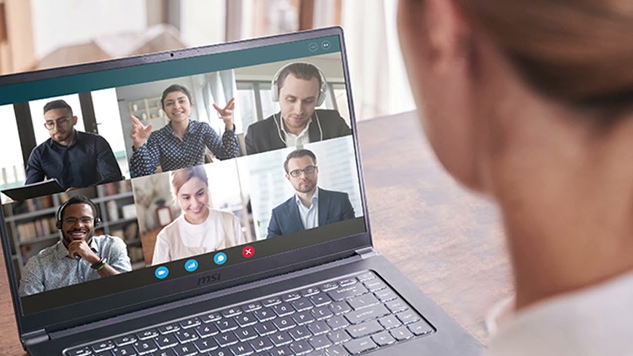 WEBCAM VS LAPTOP CAMERA COMPARISON: Which is the Best?