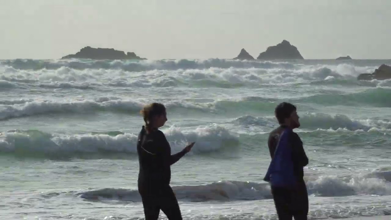 Discover Treyarnon Bay: Cornwall’s Hidden Gem with Stunning Sunsets & Secret Rock Pools