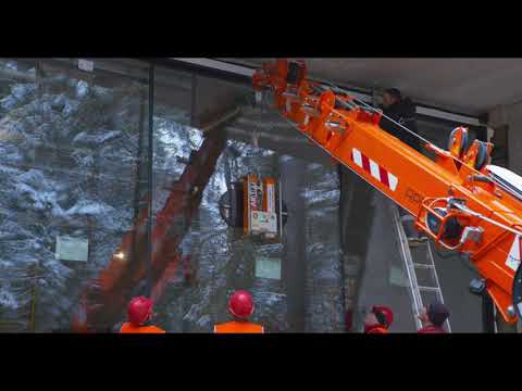 Монтаж панорамного остекления Sky-Frame. Дом в стиле современной архитектуры | Окна Мира