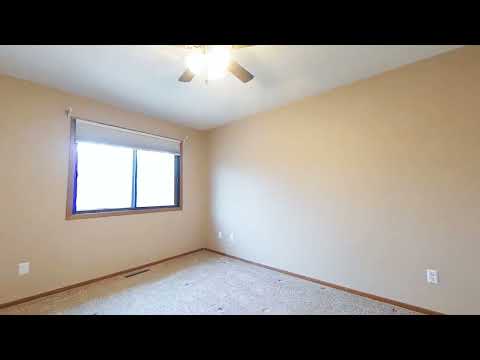 Virtual Walk-Through - 5666 Brandlwood Court, White Bear Lake, MN 55110