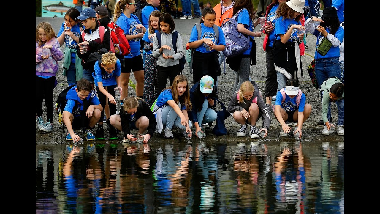Salmon Summit, elementary students return to Columbia River