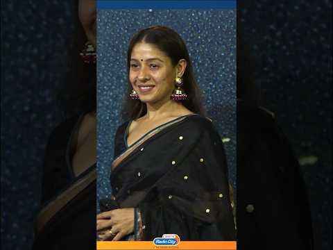 Sunidhi embraces grace and tradition in a beautiful saree ensemble