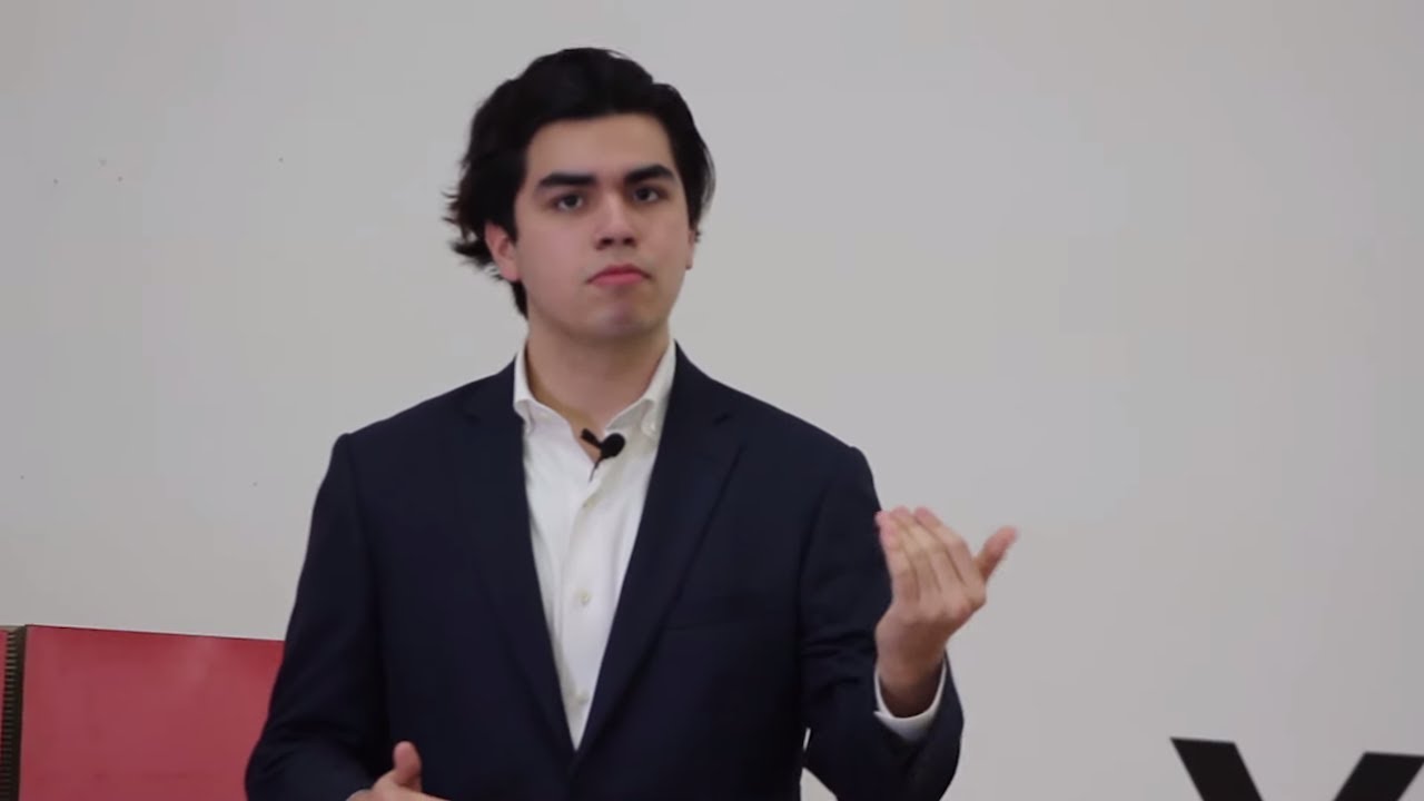 Entering people’s hearts and culture with languages | Daniel Basurto F. | TEDxInstitutoMéxicodeBC