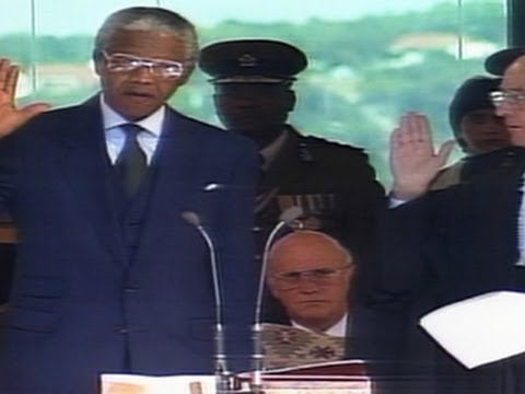 1994: Nelson Mandela sworn in as President of South Africa