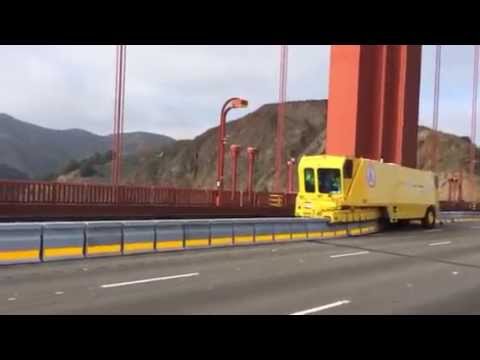 "Golden Zipper" moving new Golden Gate Bridge median