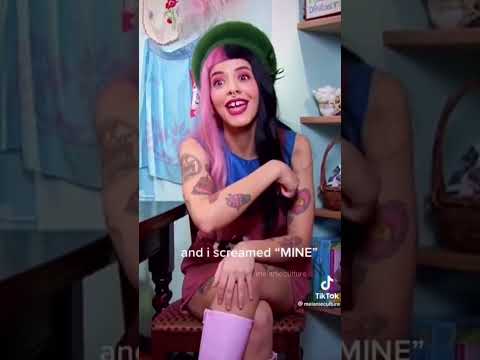 Melanie Martinez talks about her first word #crybaby #melaniemartinez #interview #funnystory #music