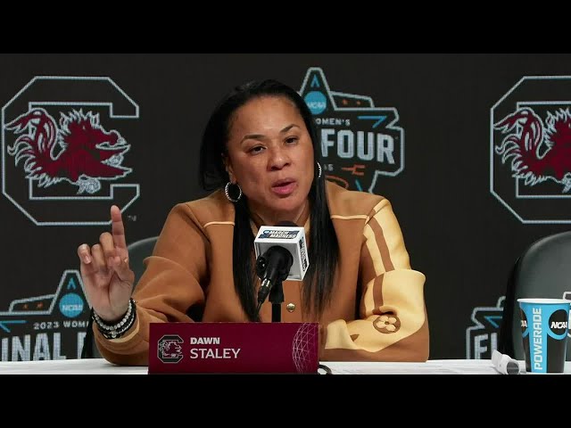 “Watch what you say”: 3x national champ Dawn Staley once lost her cool ...