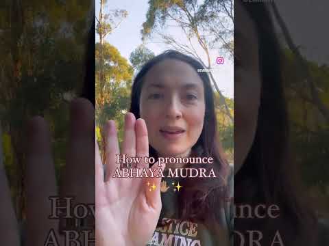 How to pronounce Abhaya Mudra #mudra #sanskrit #yogamudras