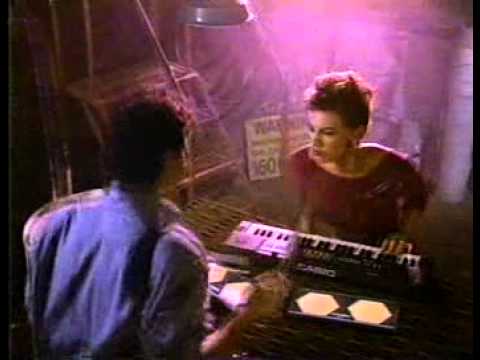 Vintage Casio MT-205 Casiotone Keyboard 1980's w/Super Drums | Reverb