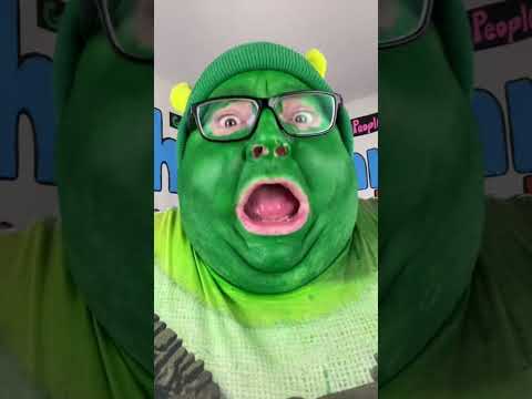Shrek Gangnam style!
