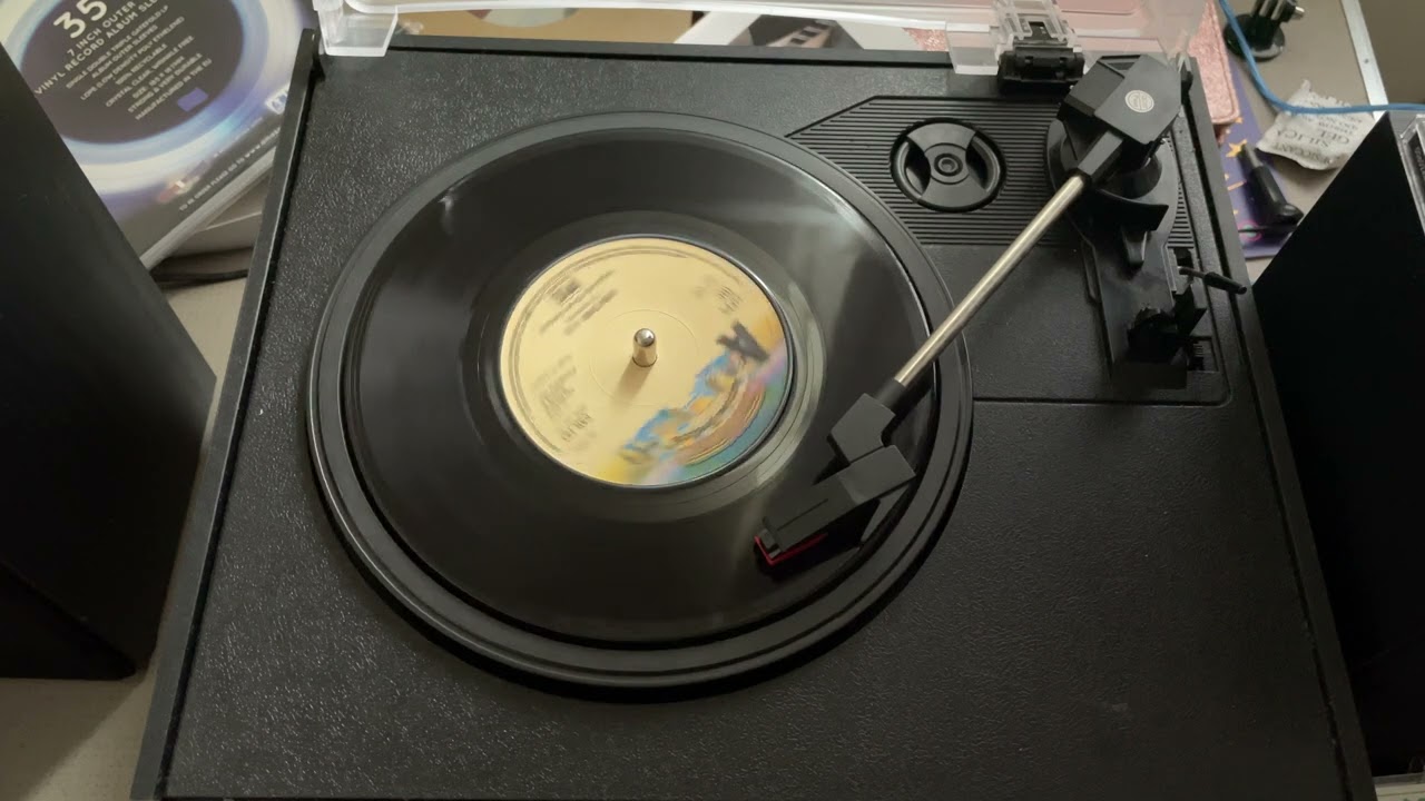 Vinyl Play: Lipps Inc - Funkytown (1979)